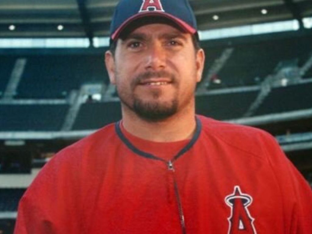 BENJI GIL REGRESARÁ A ANGELINOS, AHORA COMO COACH : CUARTO BAT